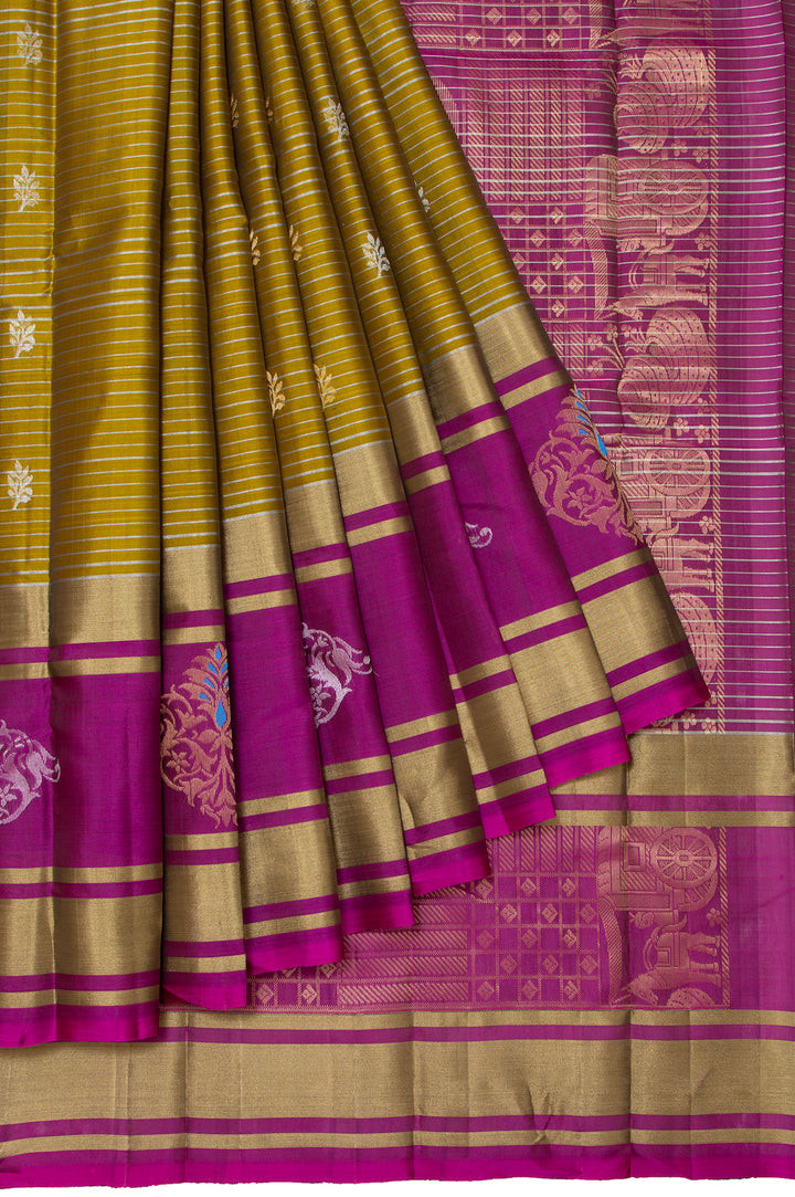 Buy New Trending Morpankhi Colour Saree | Mavuri's