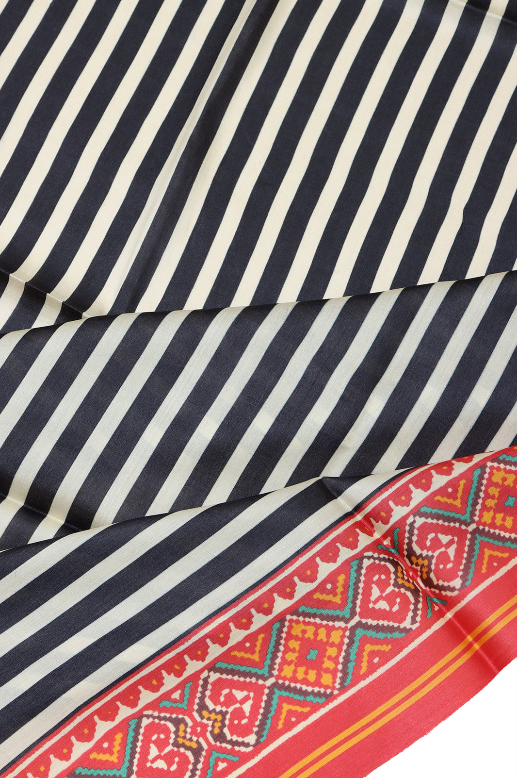 Traditional Gujarati Patola Sarees with Price | Mavuris